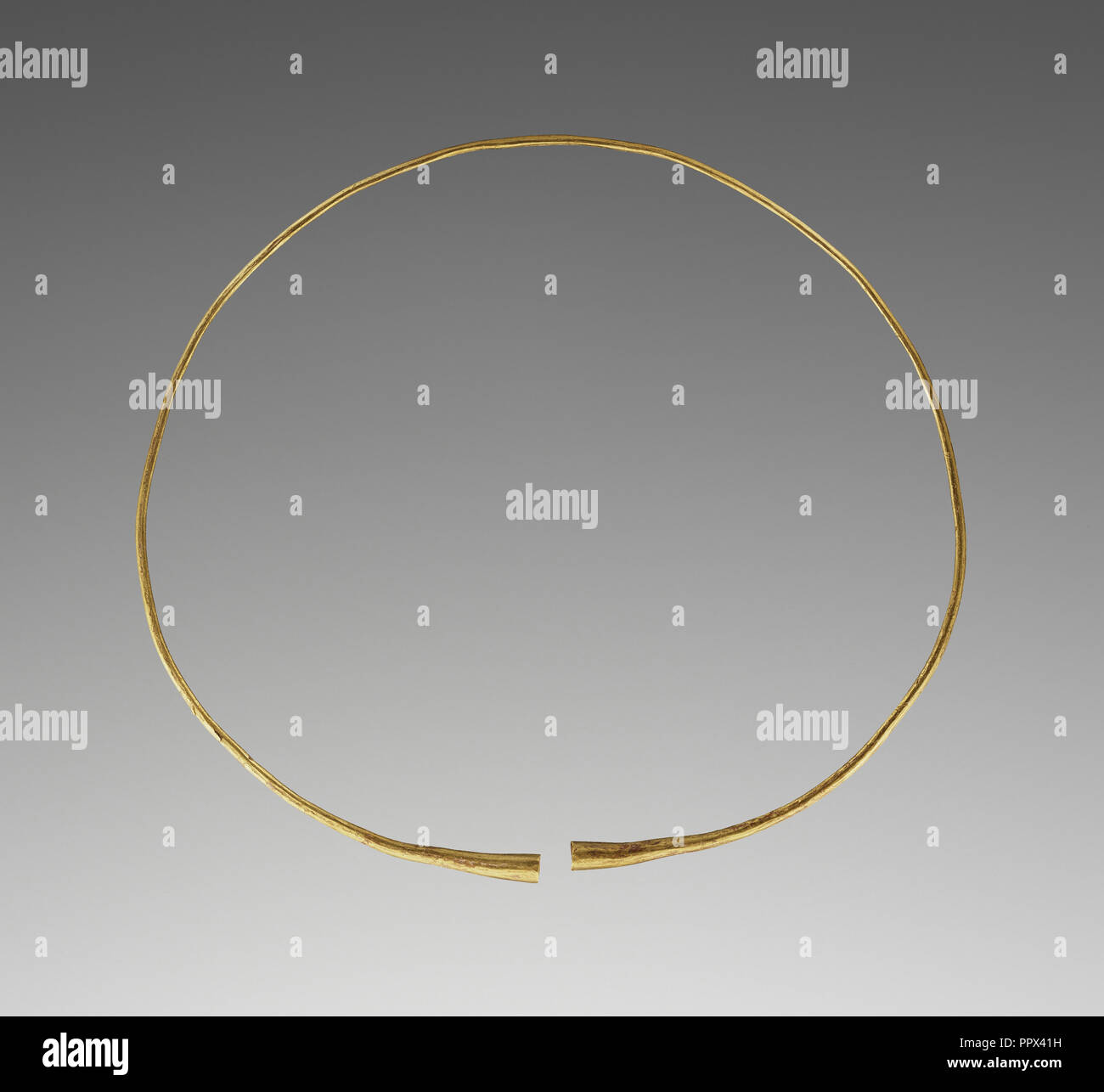 Gold torque hi-res stock photography and images - Alamy