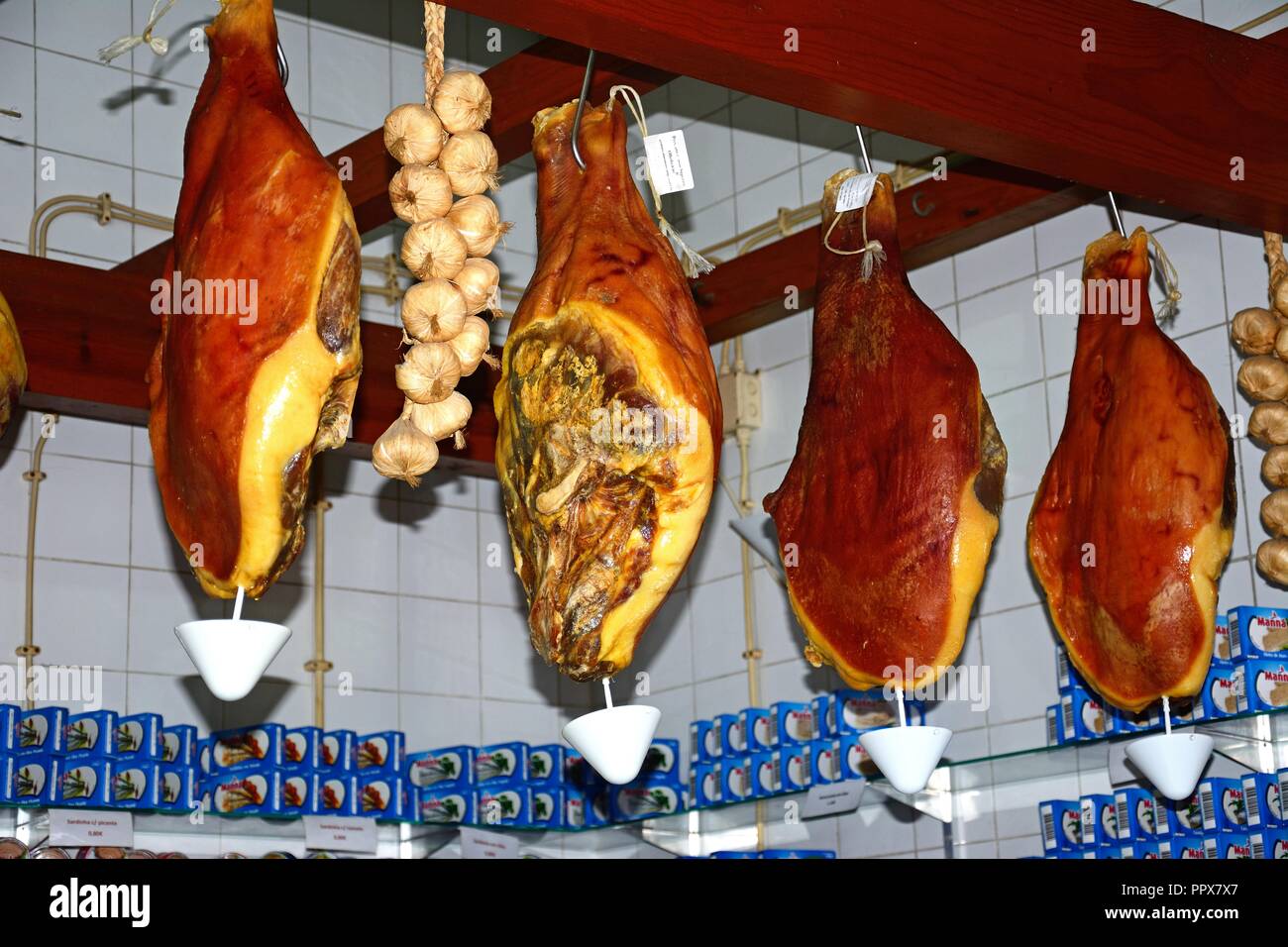 Perna curado de presunto hi-res stock photography and images - Alamy