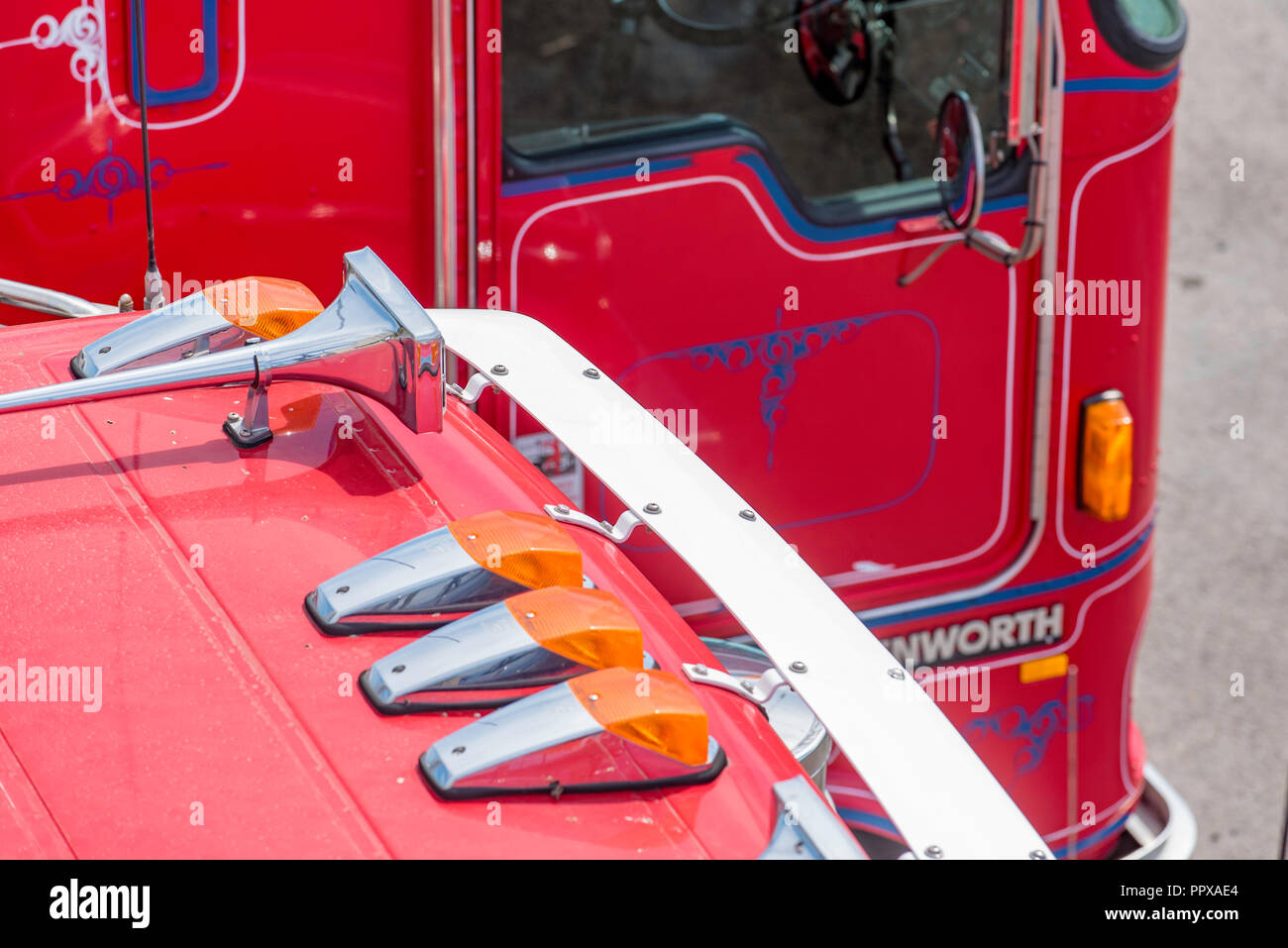 Trucking fleet hi-res stock photography and images - Alamy