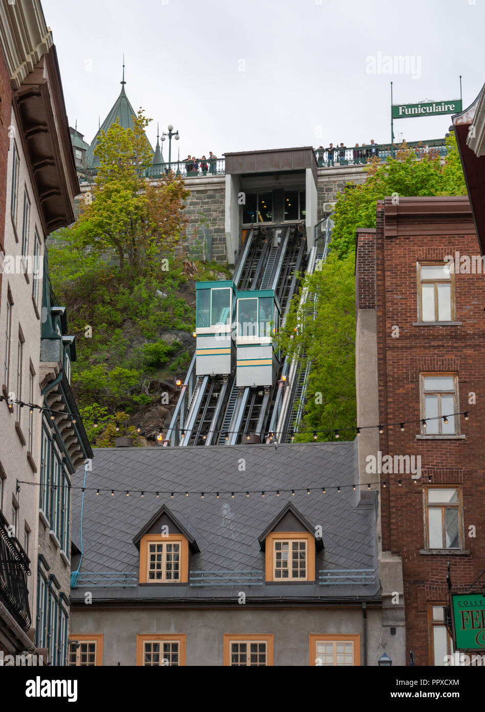 Old quebec city funiculaire hi-res stock photography and images - Alamy