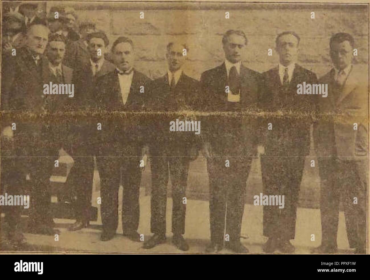 Breiz Atao - 2 septembre 1928 - le comité directeur et les délégués ...