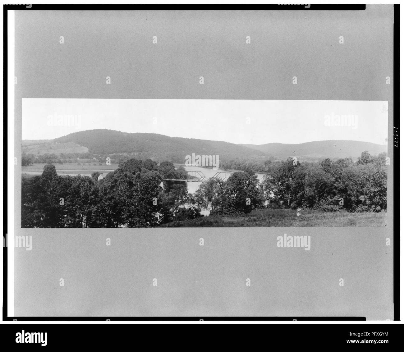 Bridge over Delaware River, Dingman's Ferry, Pennsylvania Stock Photo ...
