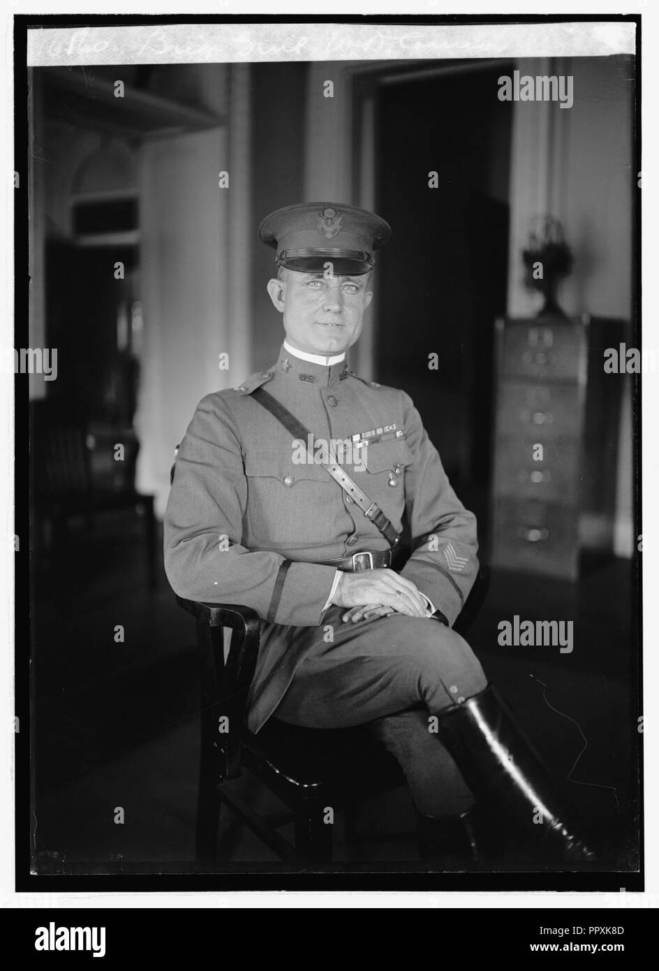 General w Black and White Stock Photos & Images - Alamy