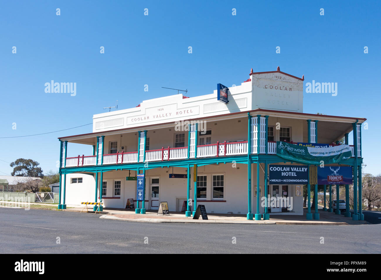 Coolah valley hotel hi-res stock photography and images - Alamy