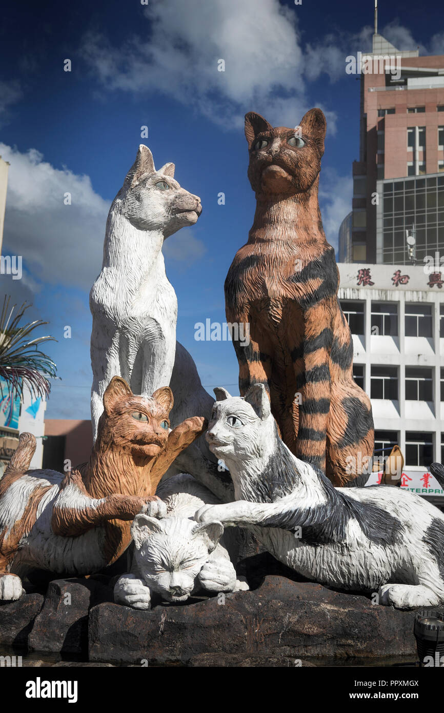 Kuching cat statue hi-res stock photography and images - Alamy