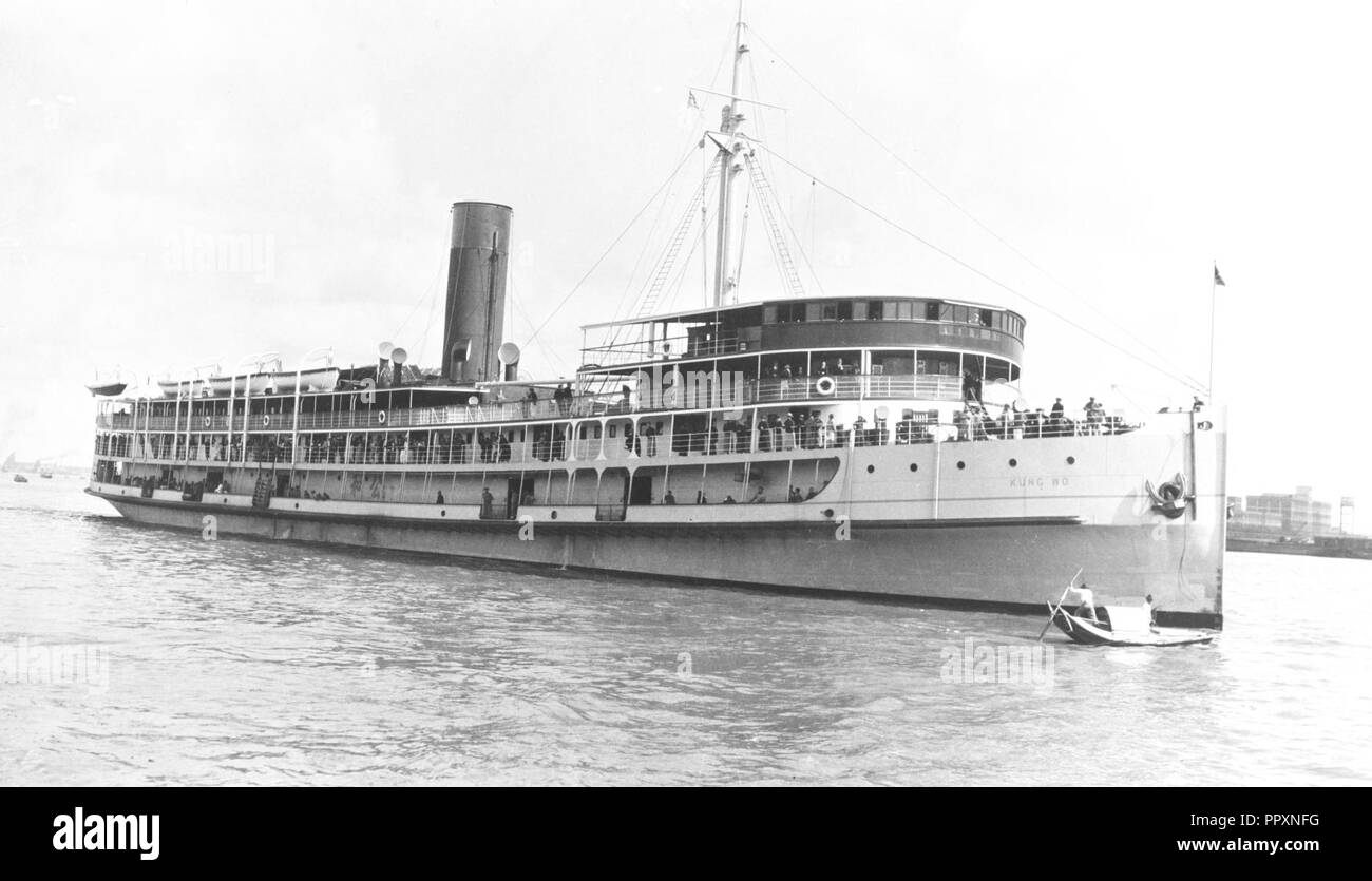 1920s steamer Black and White Stock Photos & Images - Alamy