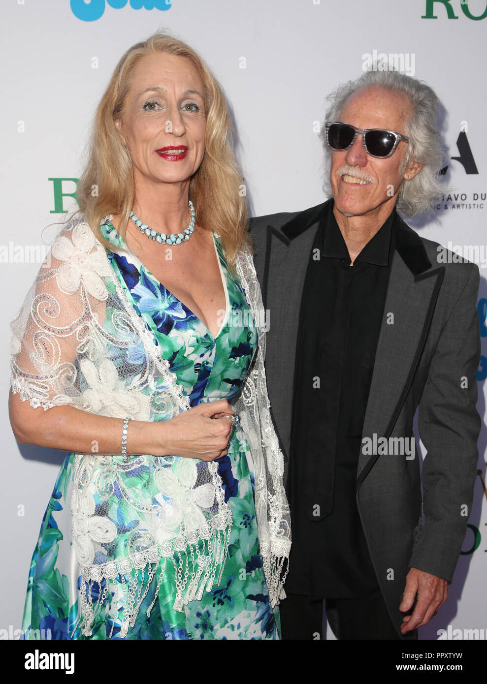 Leslie neale hi-res stock photography and images - Alamy