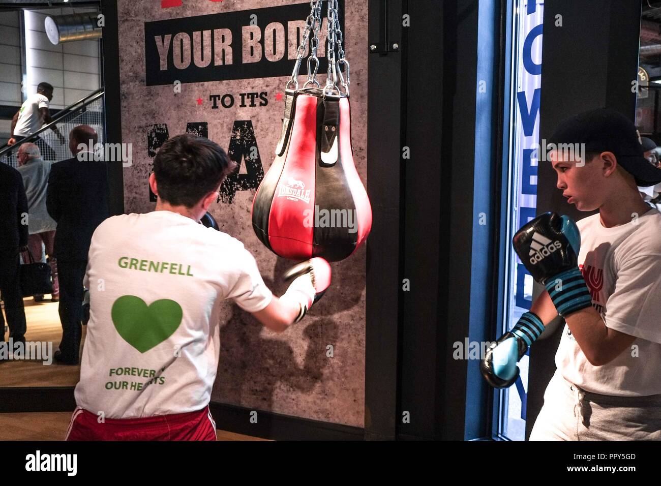 Dale youth amateur boxing club hi-res stock photography and images - Alamy