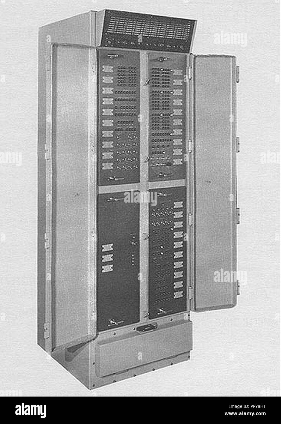 Univac image Black and White Stock Photos & Images - Alamy