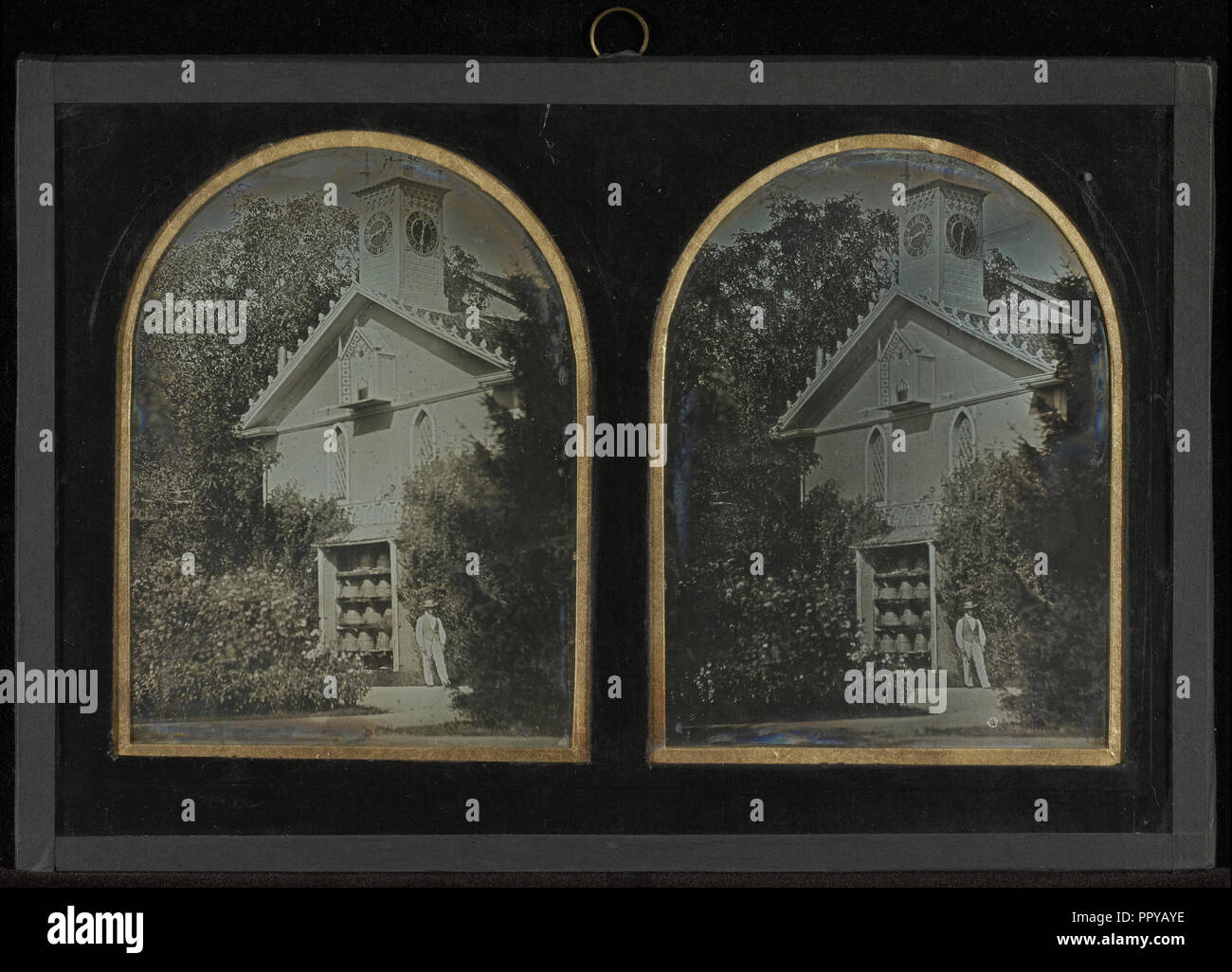 Swiss apiary hi-res stock photography and images - Alamy