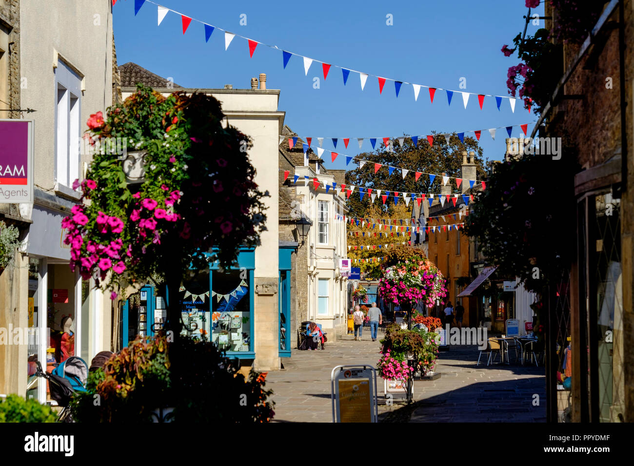 Corsham hi-res stock photography and images - Alamy