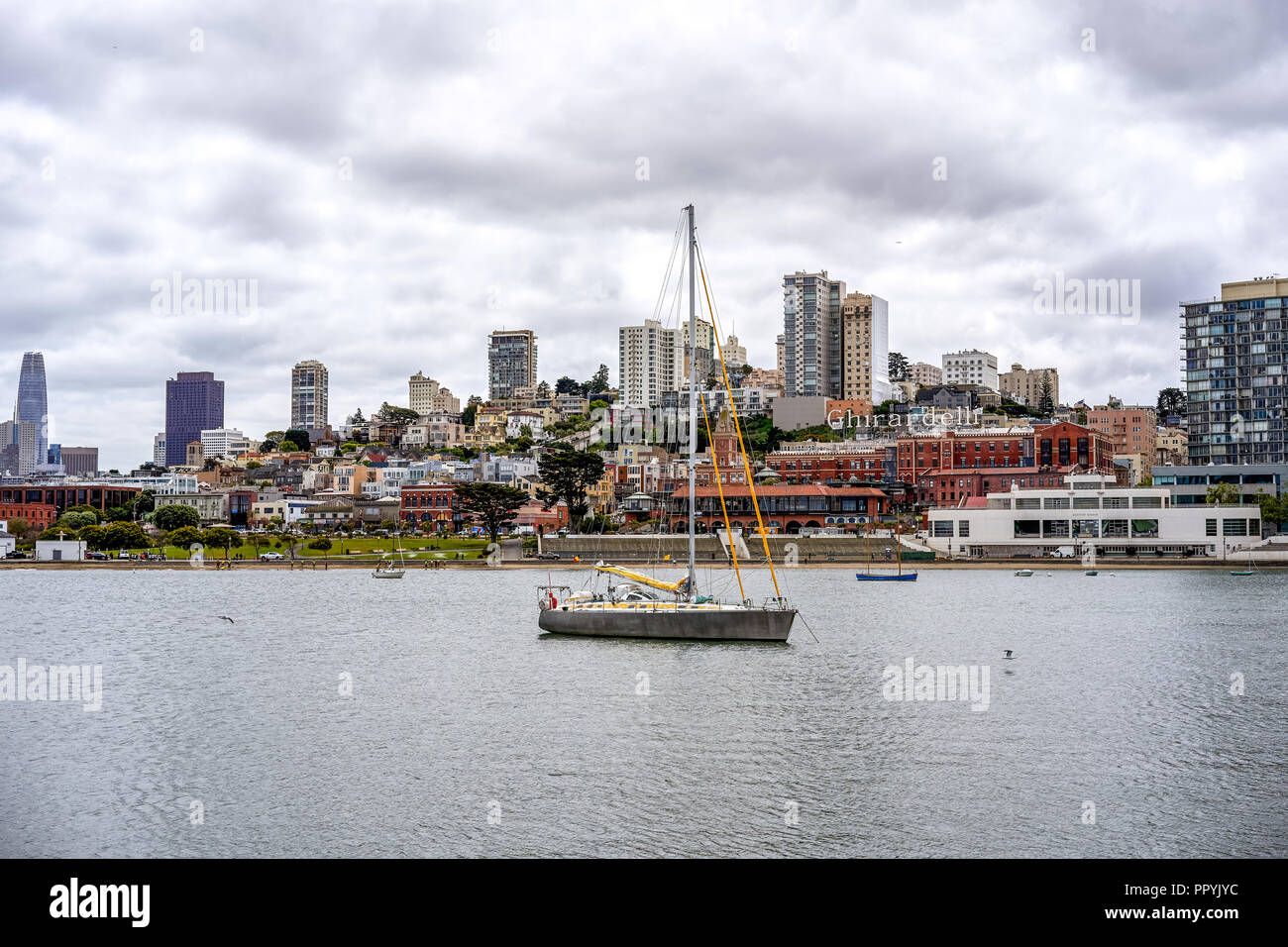 SAN FRANCISCO, CALIFORNIA, USA- MAY 15, 2018: View of the waterfront ...
