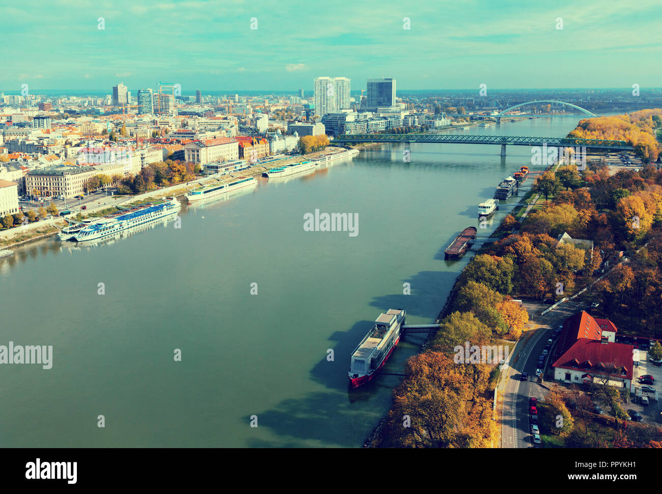 Bratislava skyscrapers hi-res stock photography and images - Alamy
