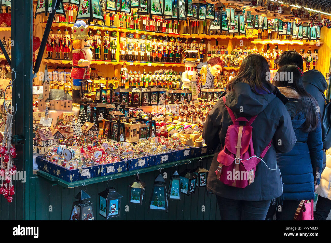 Traditional austrian souvenirs salzburg austria hi-res stock ...