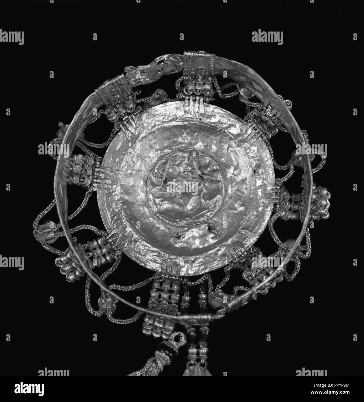 3 6 7 2 0 2 cm Black and White Stock Photos & Images - Alamy