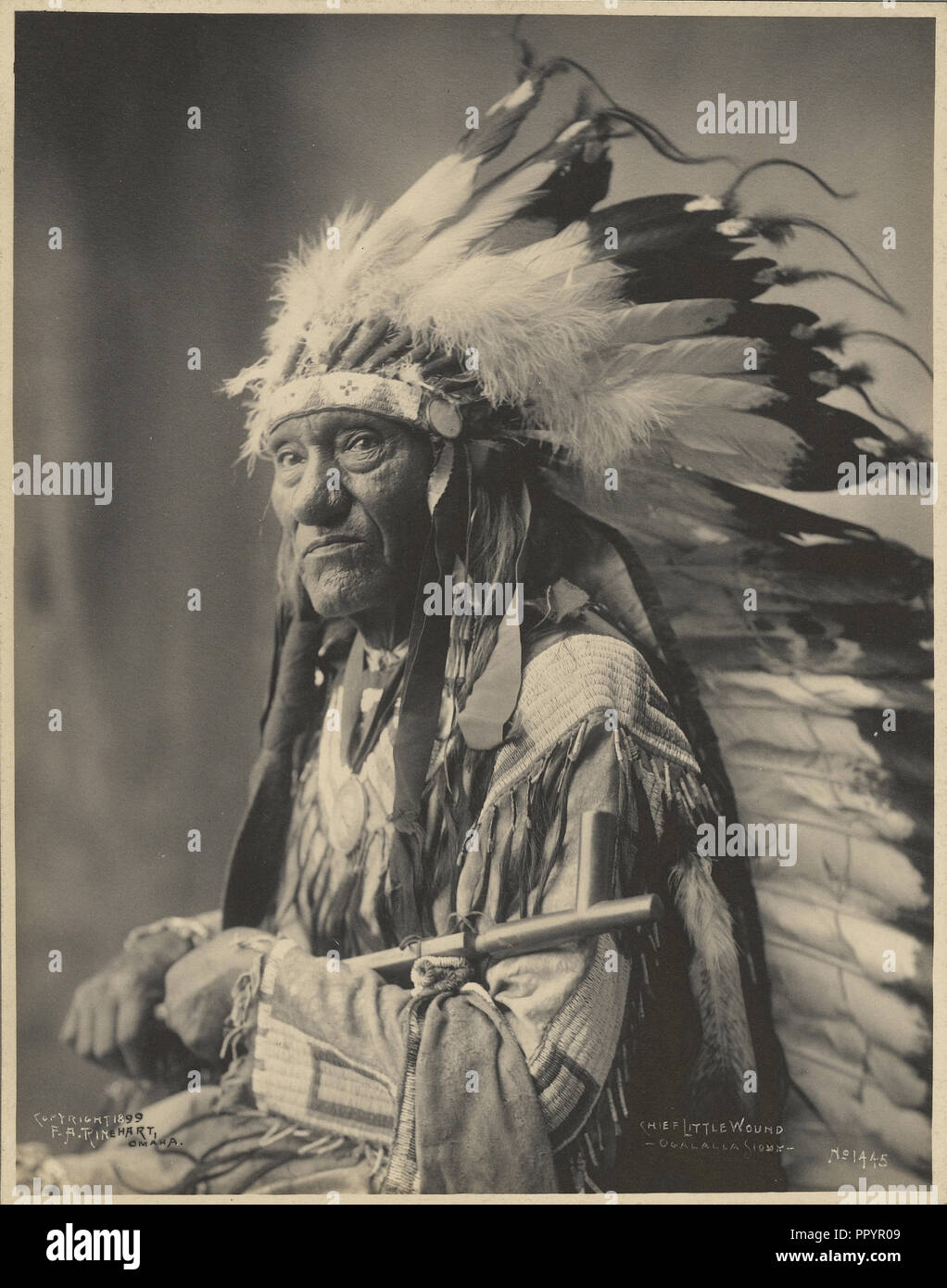 Chief little wound hi-res stock photography and images - Alamy
