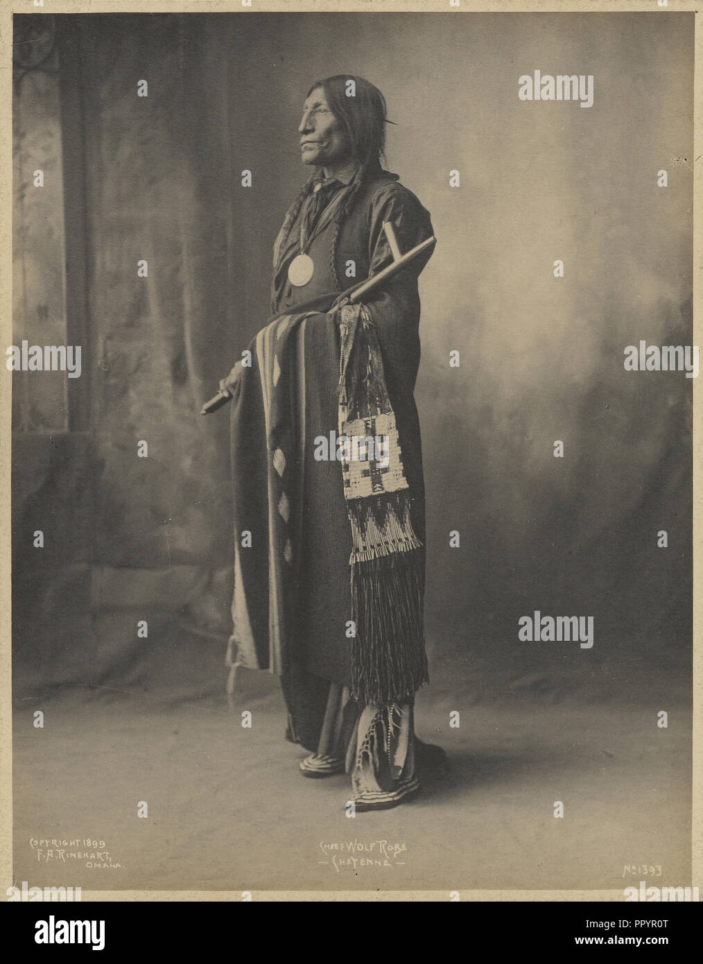 Chief wolf robe hi-res stock photography and images - Alamy