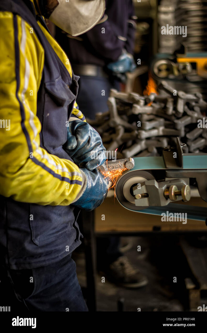 Heavy gun manufacturing hi-res stock photography and images - Alamy