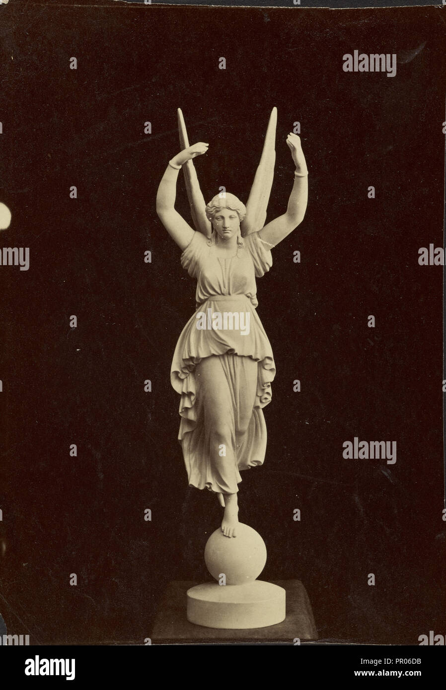 Winged figure hi-res stock photography and images - Alamy
