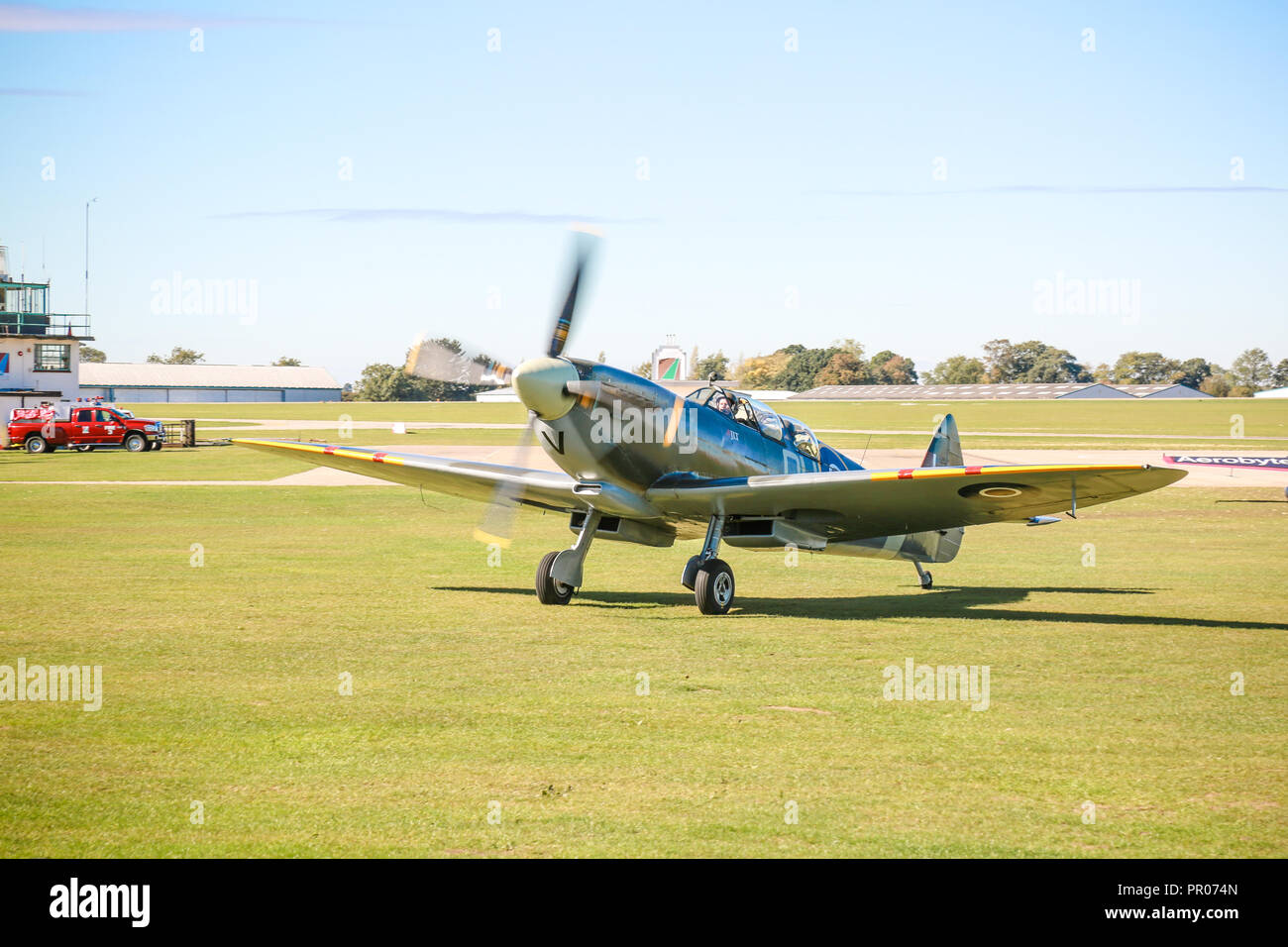 A two seater Spitfire running flight experience trips from Sywell ...