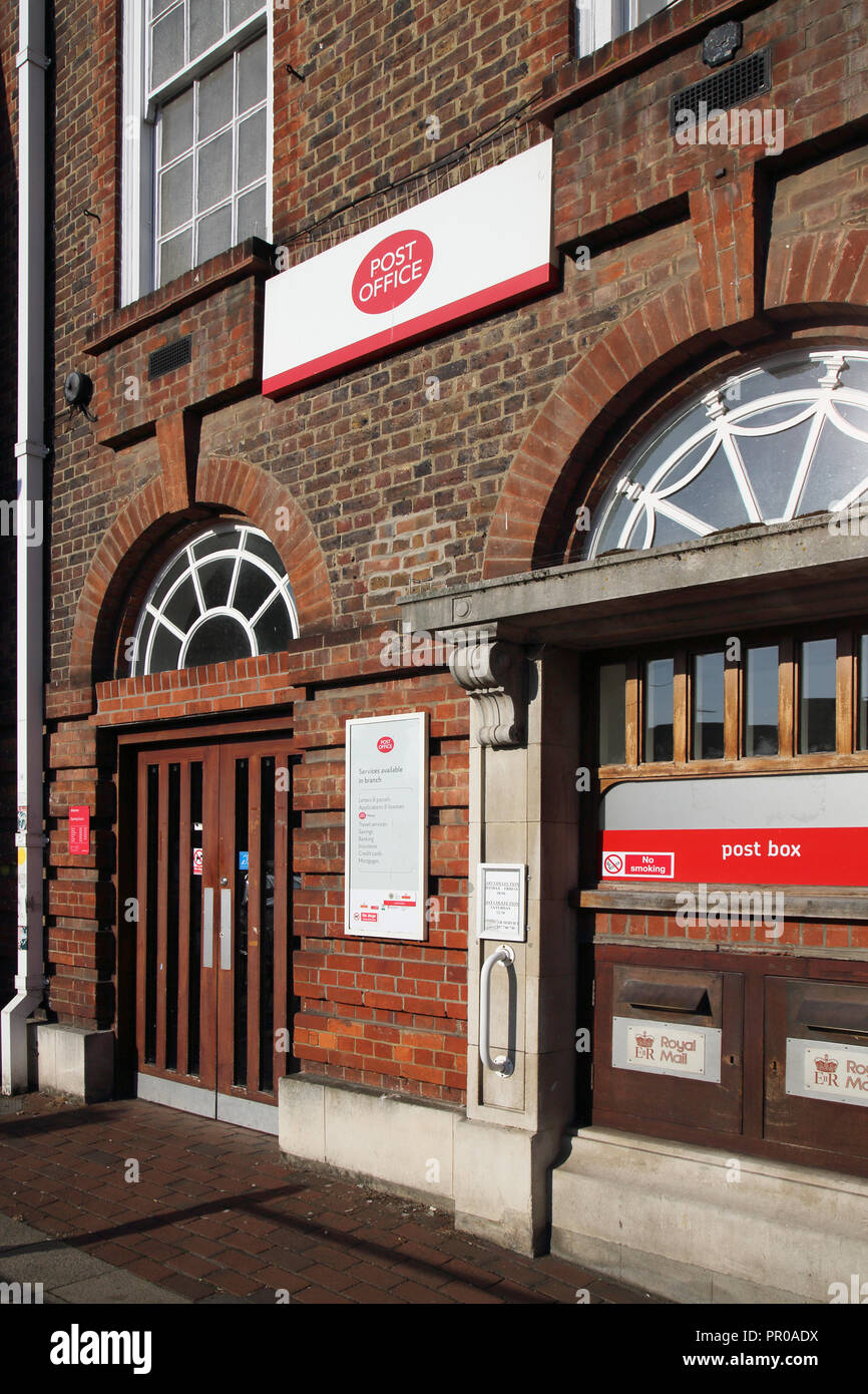 Hampshire post office hi-res stock photography and images - Alamy