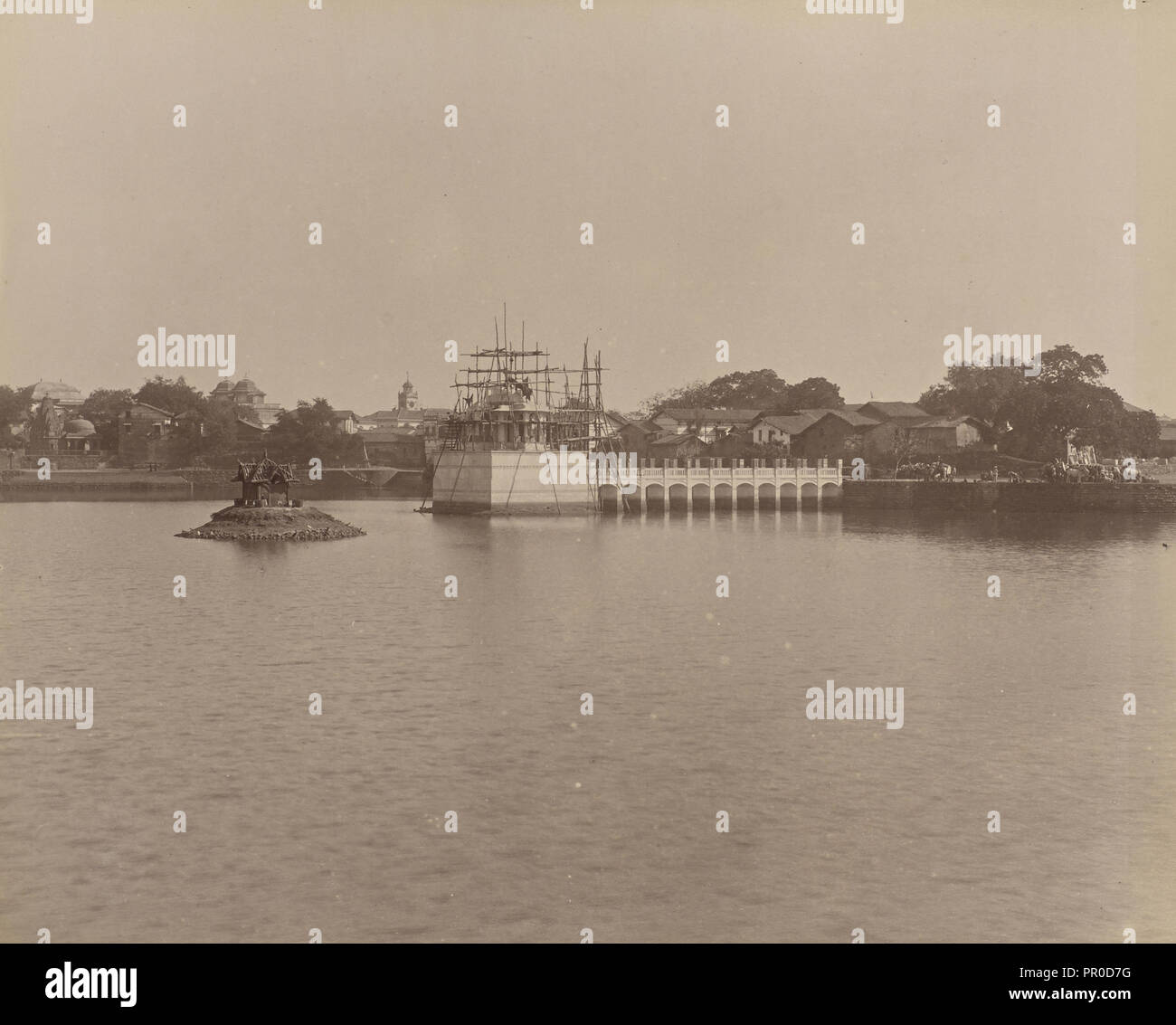 Chatri hi-res stock photography and images - Alamy