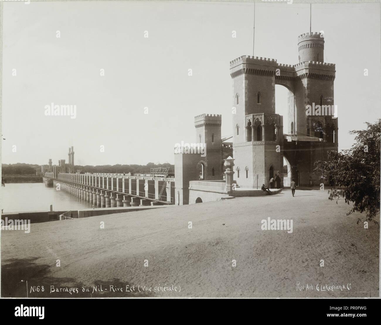 Barrages du nil hi-res stock photography and images - Alamy