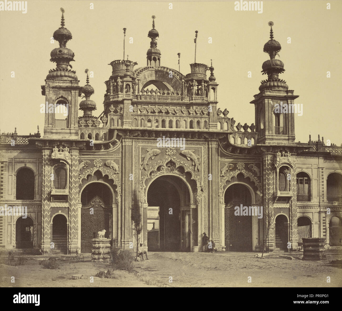 A Gateway Leading into the Kaiserbagh Palace; Felice Beato, 1832 - 1909 ...