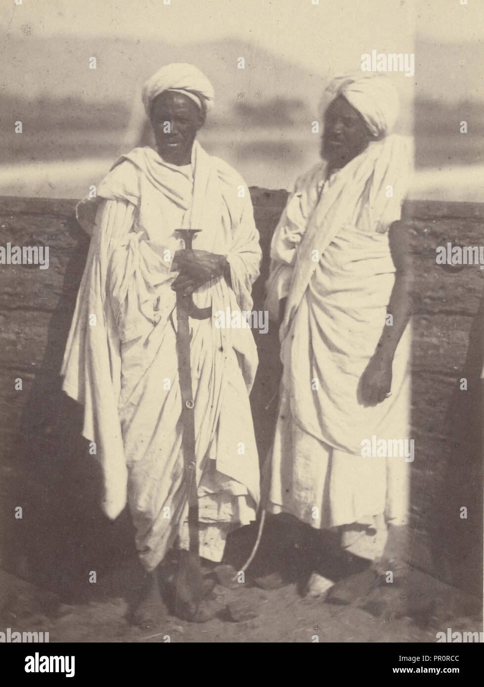Native men hi-res stock photography and images - Alamy