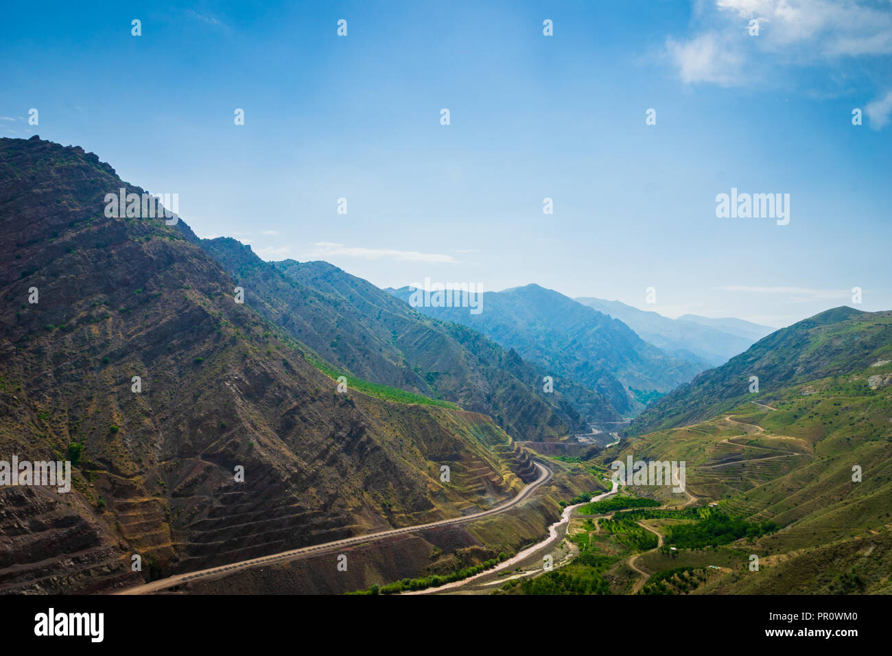 Alamut castle and iran hi-res stock photography and images - Alamy