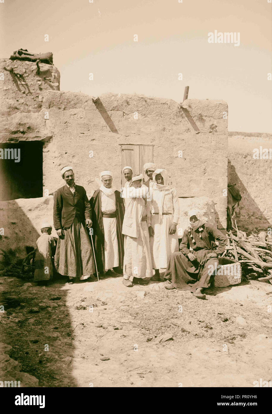 Group of Druze men 1900 Middle East Stock Photo - Alamy