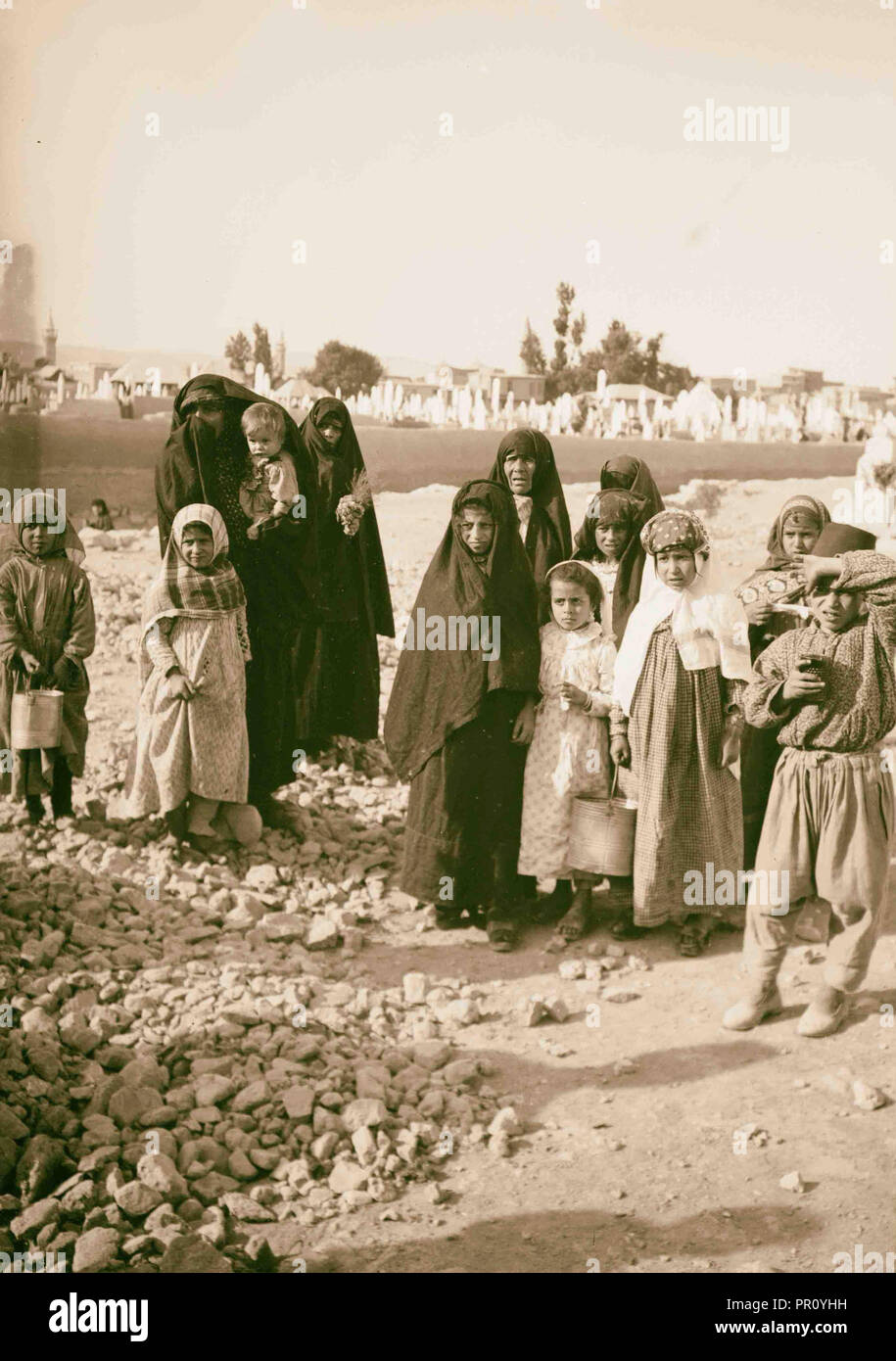 Unveiled Muslim women 1900 Middle East Stock Photo - Alamy