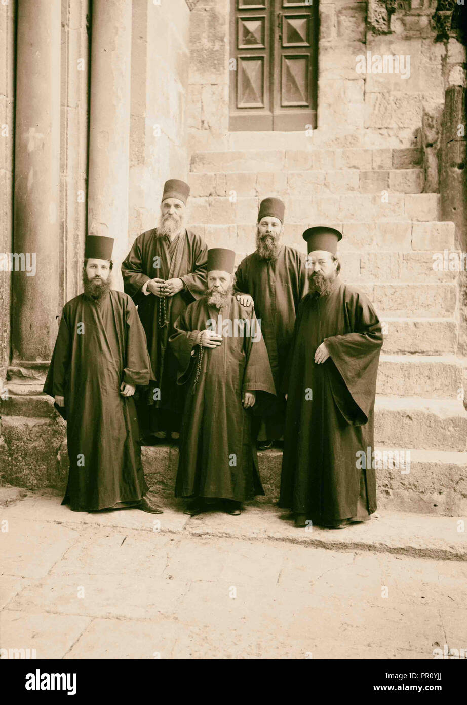 Greek priests hi-res stock photography and images - Alamy