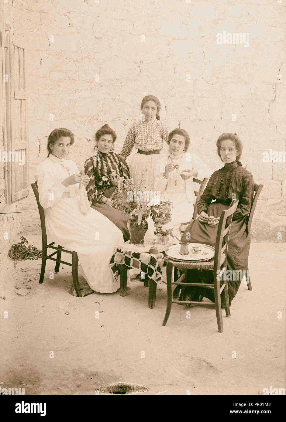 1900 coffee hi-res stock photography and images - Alamy