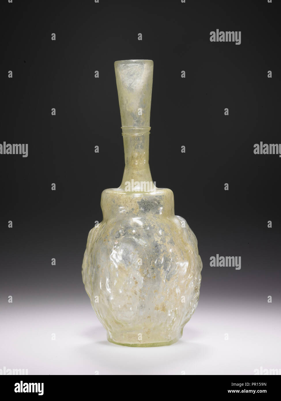 Glass head flask hi-res stock photography and images - Alamy