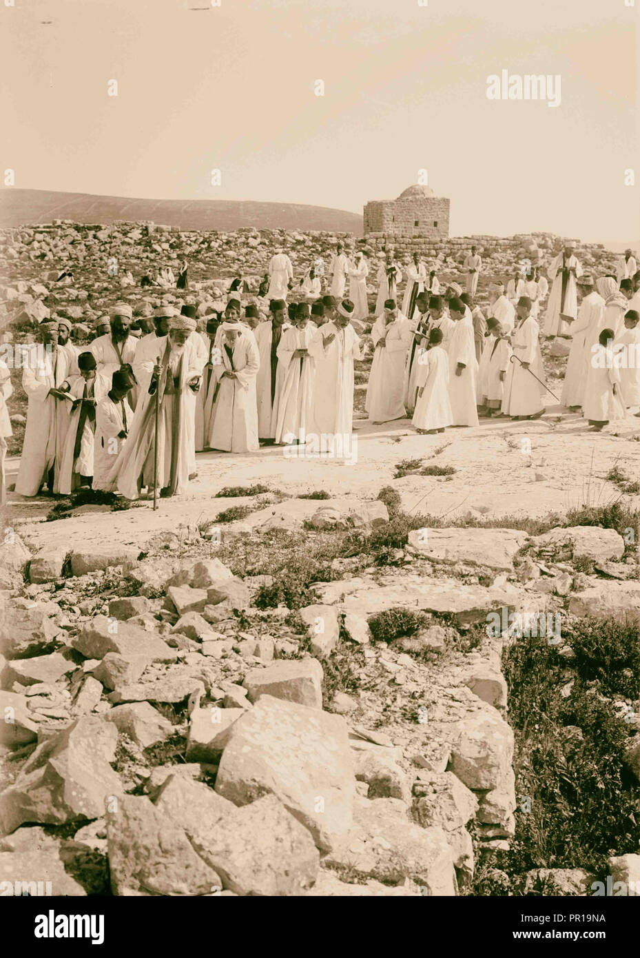 The Samaritan Passover on Mt. Gerizim Pilgrimage on the 'Rock Moriah ...