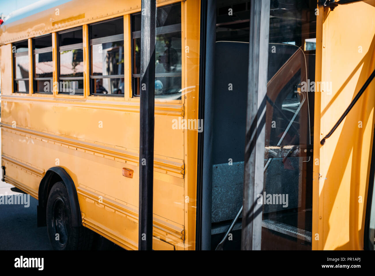 Empty school bus hi-res stock photography and images - Alamy