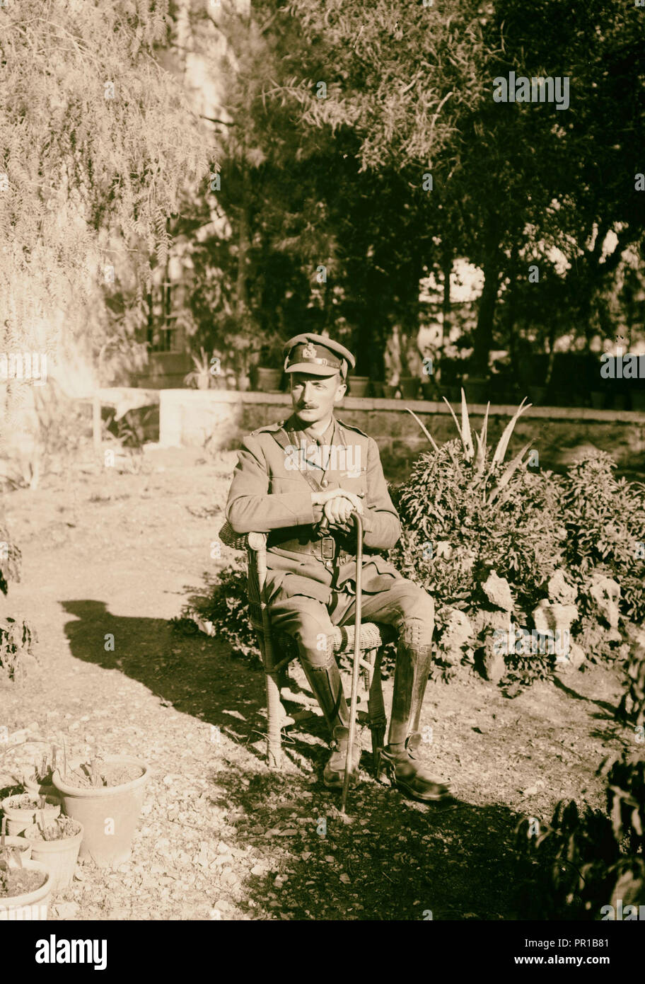 The surrender of Jerusalem to the British, December 9th, 1917 Brig. Gen ...