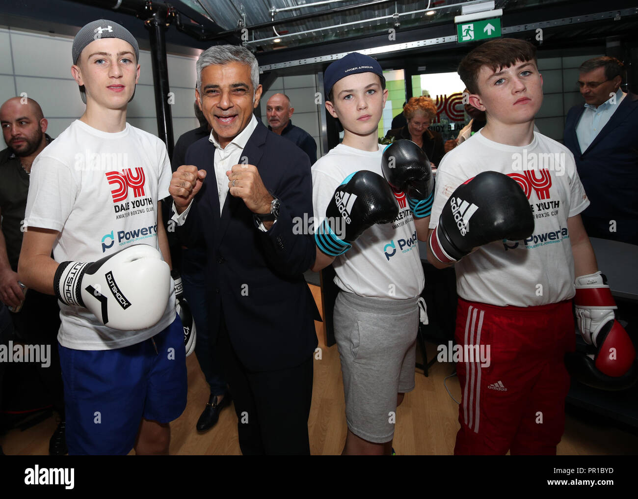 Dale youth boxing club london hi-res stock photography and images - Alamy