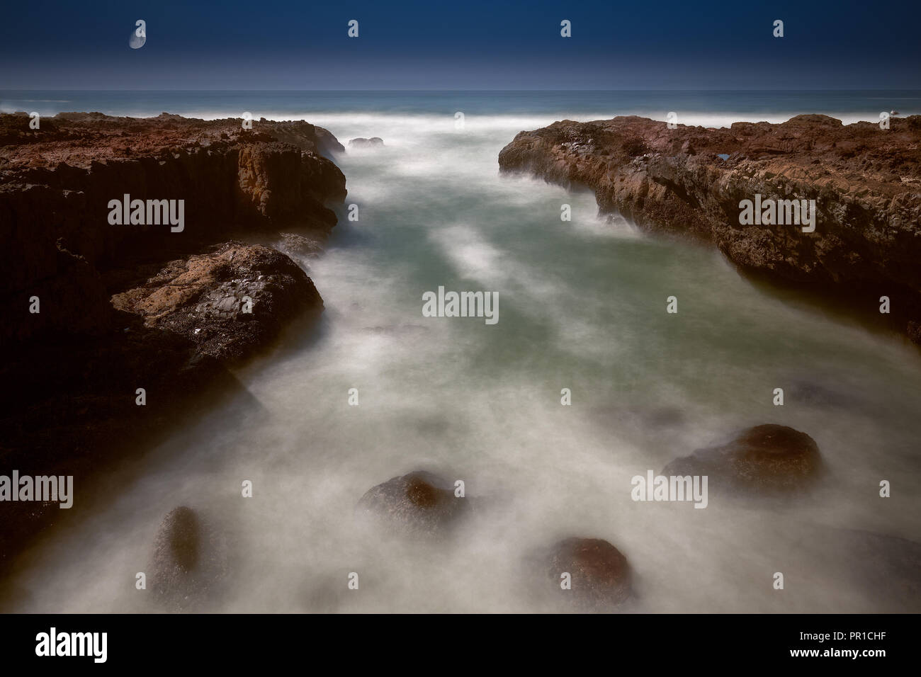 Devil's Churn Scenic Overlook, Oregon Pacific West Coast Stock Photo ...