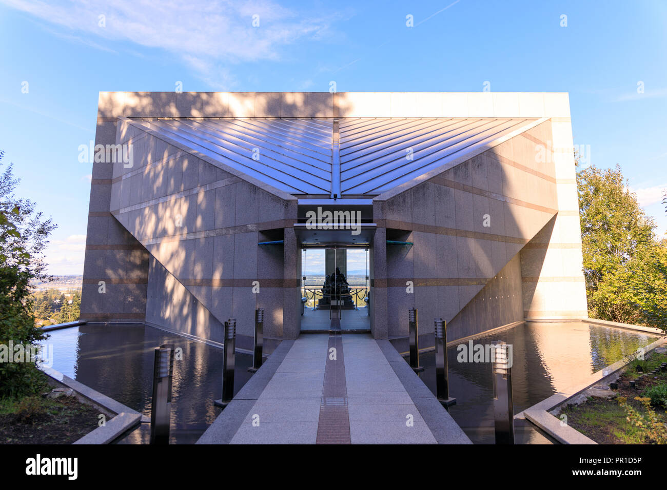 Portland, Oregon - Sep 24, 2018 : The Grotto, is a Catholic outdoor ...