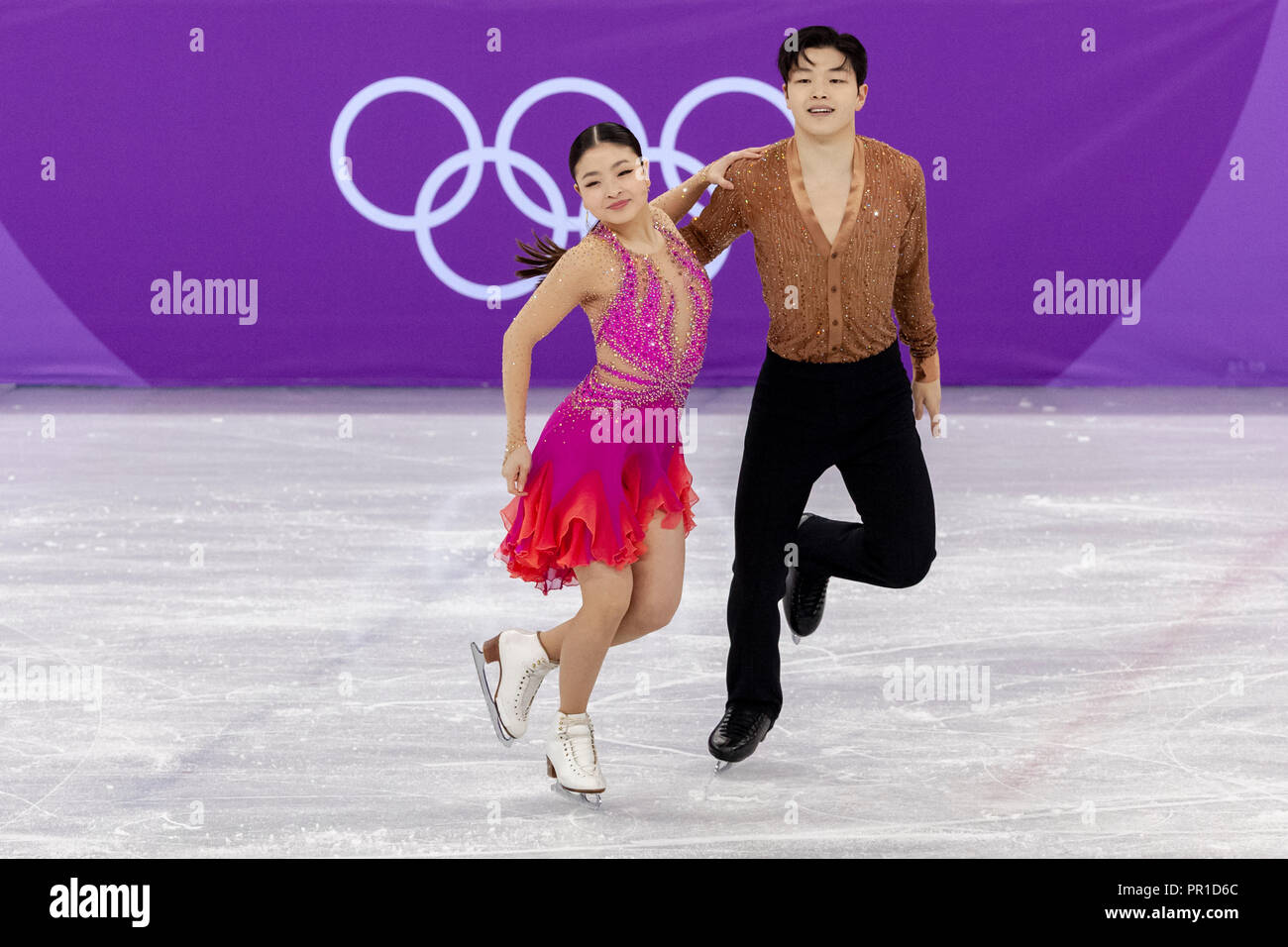 Maia Shibutani and Alex Shibutani (USA) during the Figure Skating Team ...