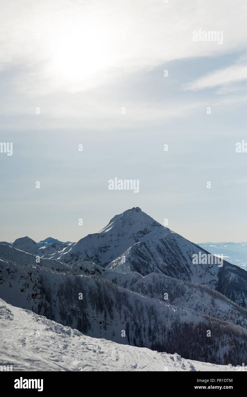 Winter snow capped mountains hi-res stock photography and images - Alamy