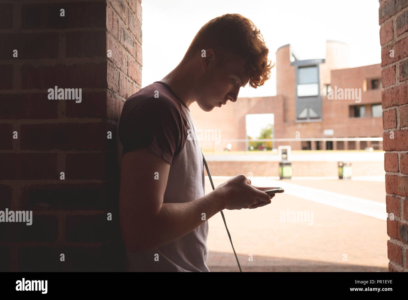 College student using mobile phone Stock Photo - Alamy