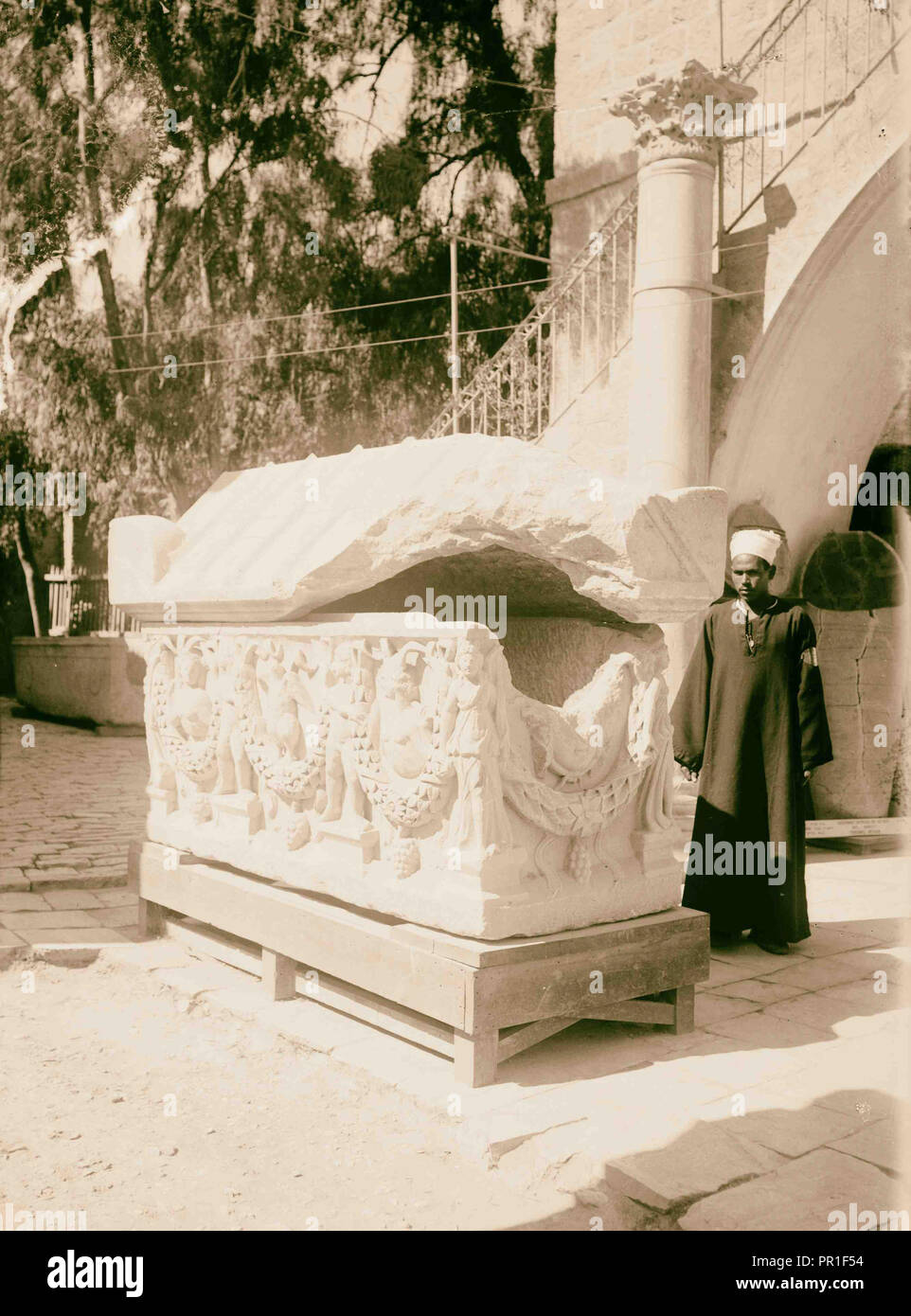 The former Palestine Archaeological Museum & objects in the museum ...