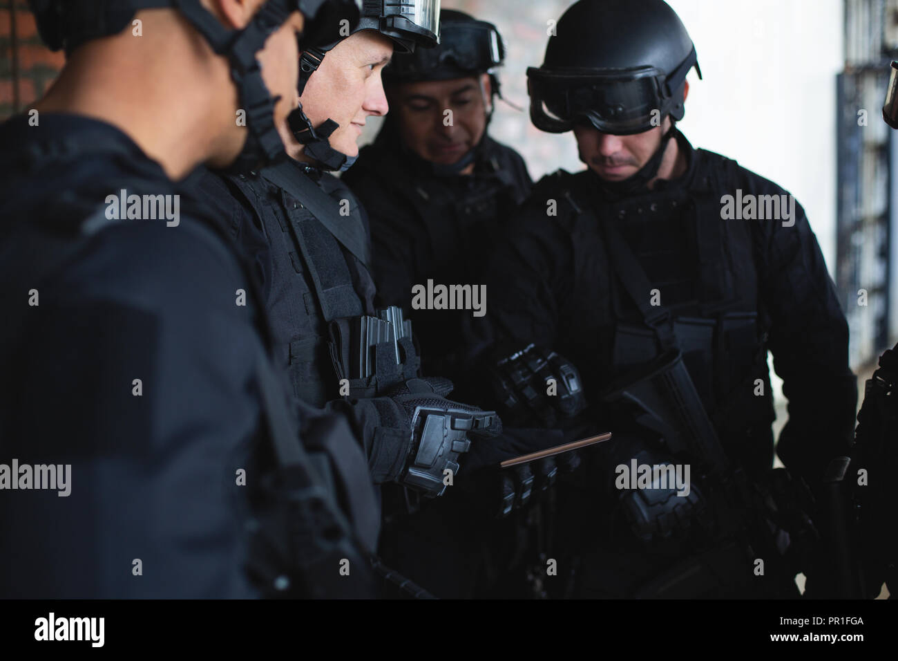 Army Soldier Tablet High Resolution Stock Photography and Images - Alamy