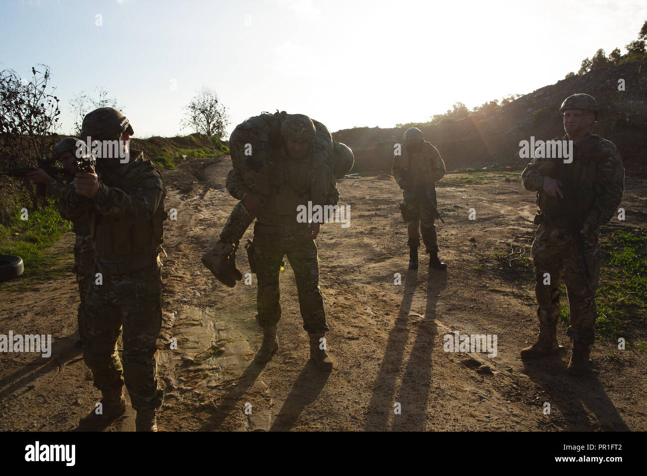 Military soldiers training during military training Stock Photo - Alamy