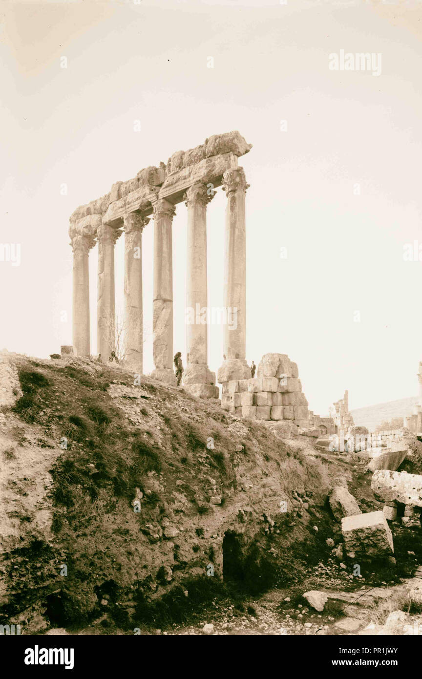 Six pillars hi-res stock photography and images - Alamy