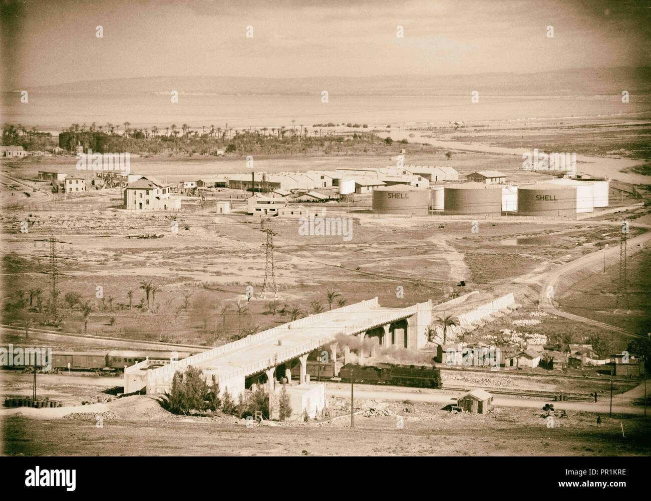 Haifa israel oil tanks hi-res stock photography and images - Alamy