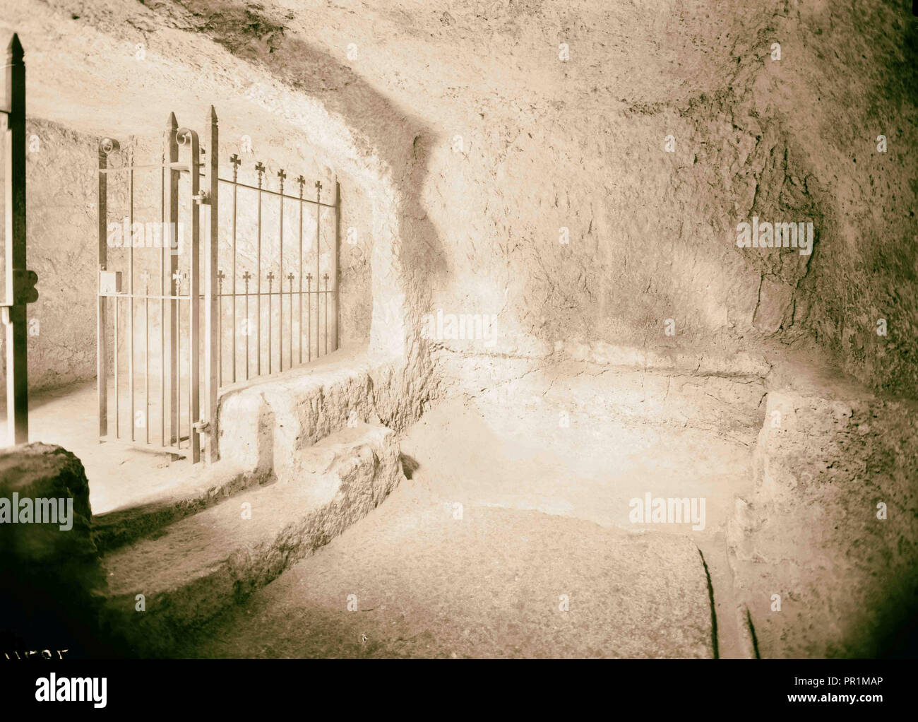 Interior of Garden Tomb, close-up Stock Photo - Alamy